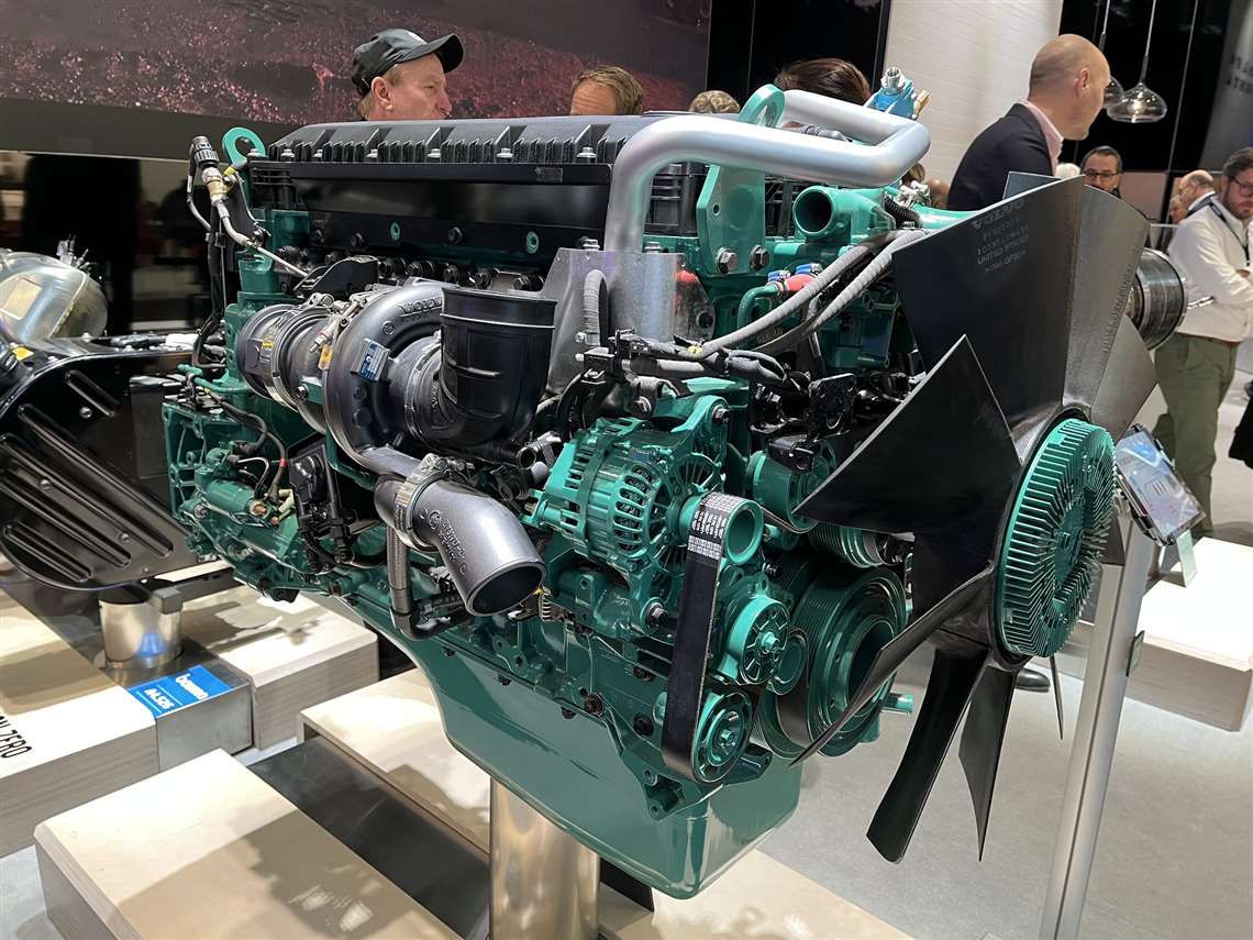 Volvo Penta dual-fuel hydrogen engine unveiled - KHL Group