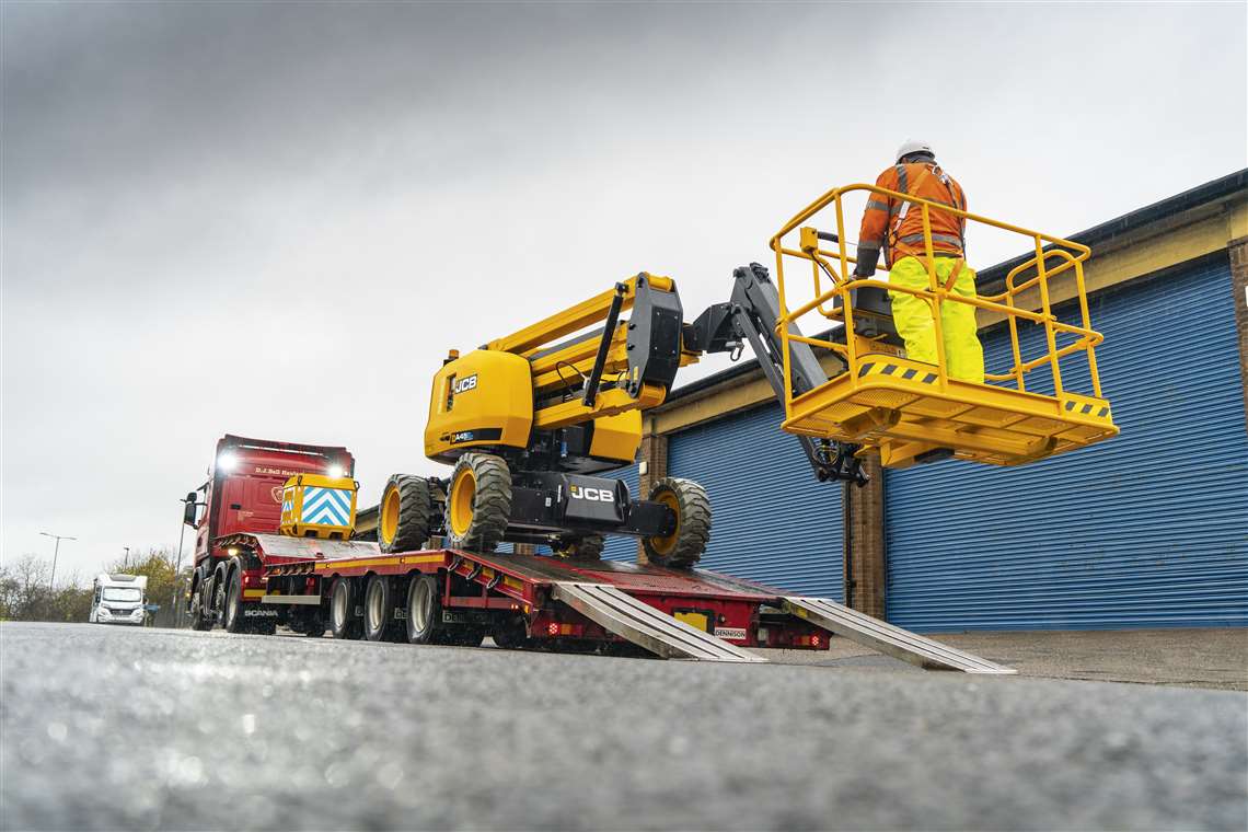 JCB launches booms and scissor lifts - KHL Group