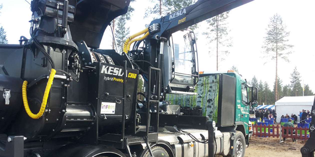 Kesla unveils hybrid wood chipper - KHL Group