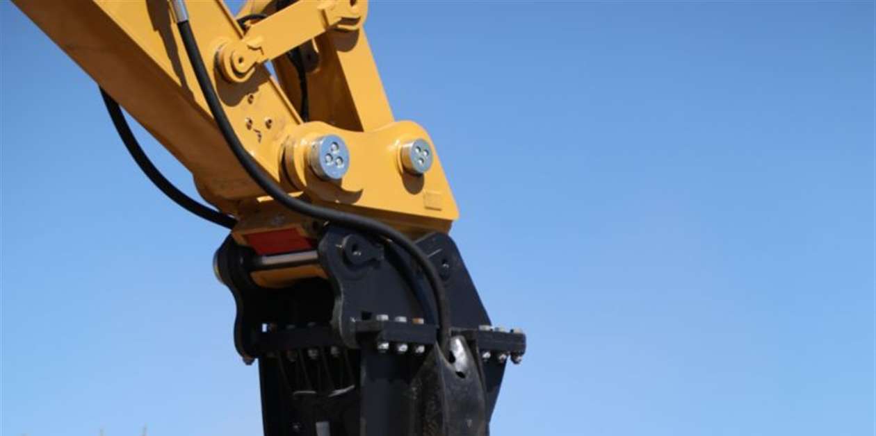 New Cat hammers for large excavators - KHL Group