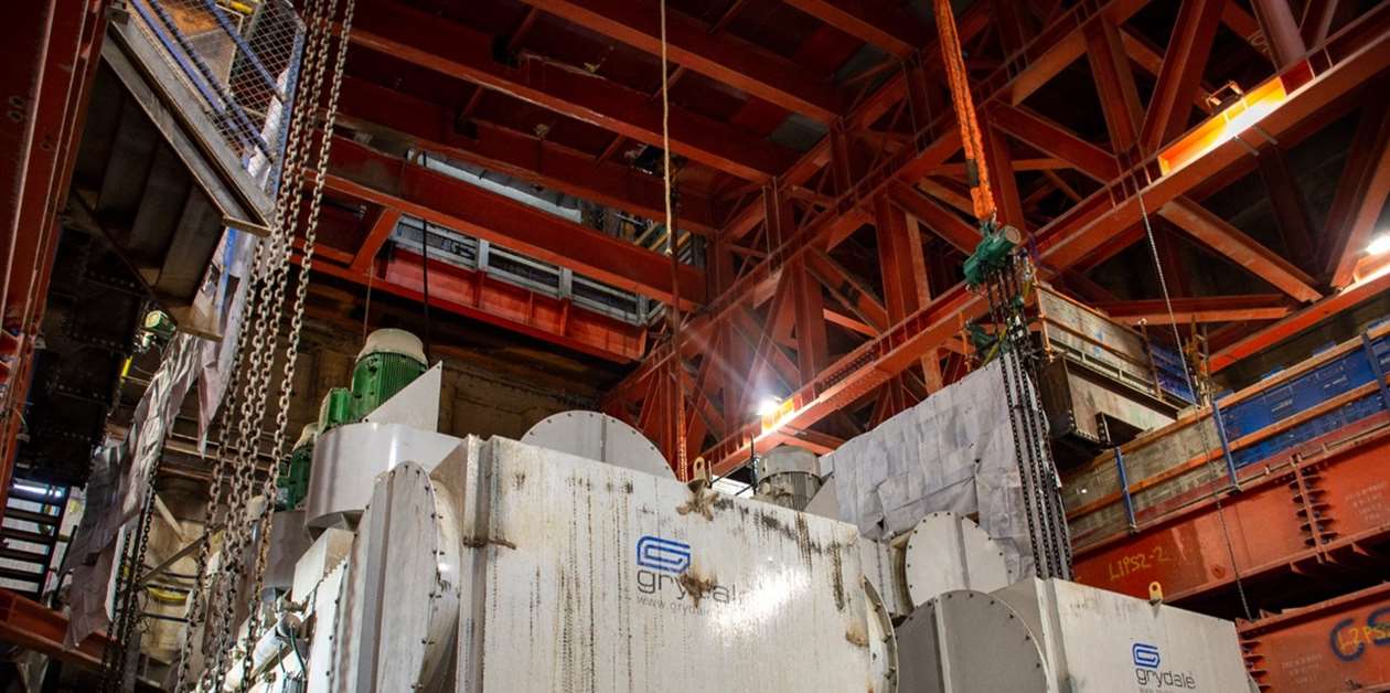 Kennards adds lifting system for 70-tonne loads - KHL Group