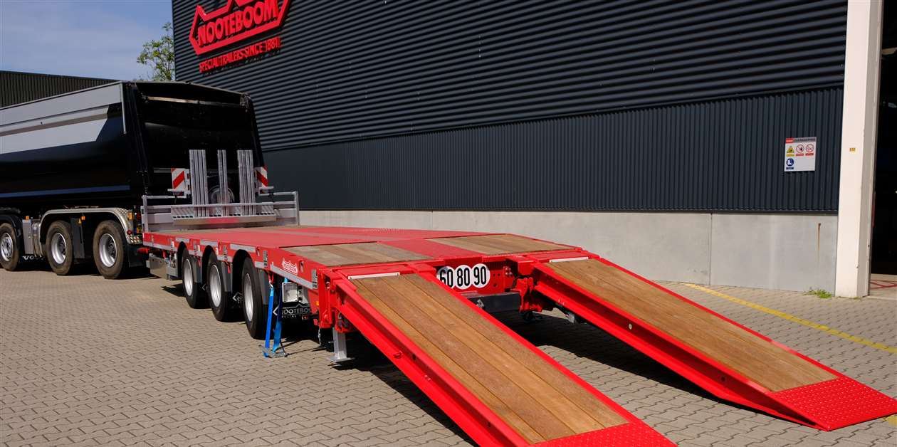 New tri-axle Nooteboom plant trailer - KHL Group