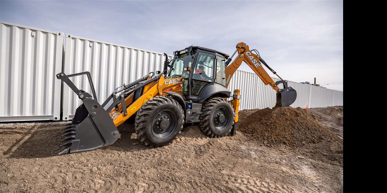 Five new backhoes from Case - KHL Group
