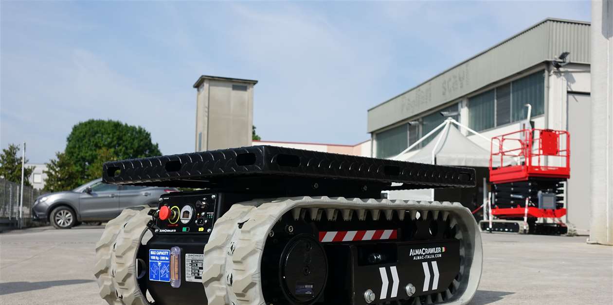 AlmaCrawler launches compact off-roader at APEX - KHL Group