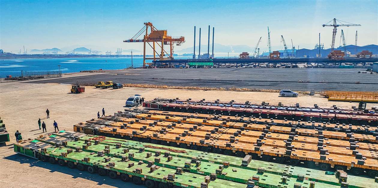 18,000 tonnes moved on SPMT - KHL Group