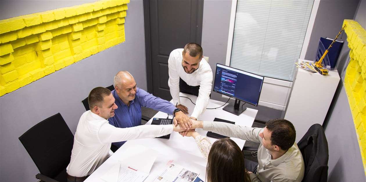 MyCrane secures funding for global expansion - KHL Group