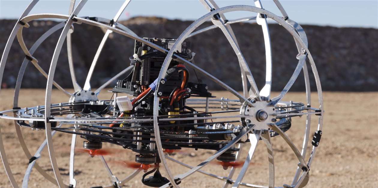 Images│Revolute Robotics introduces dual concept robot - KHL Group