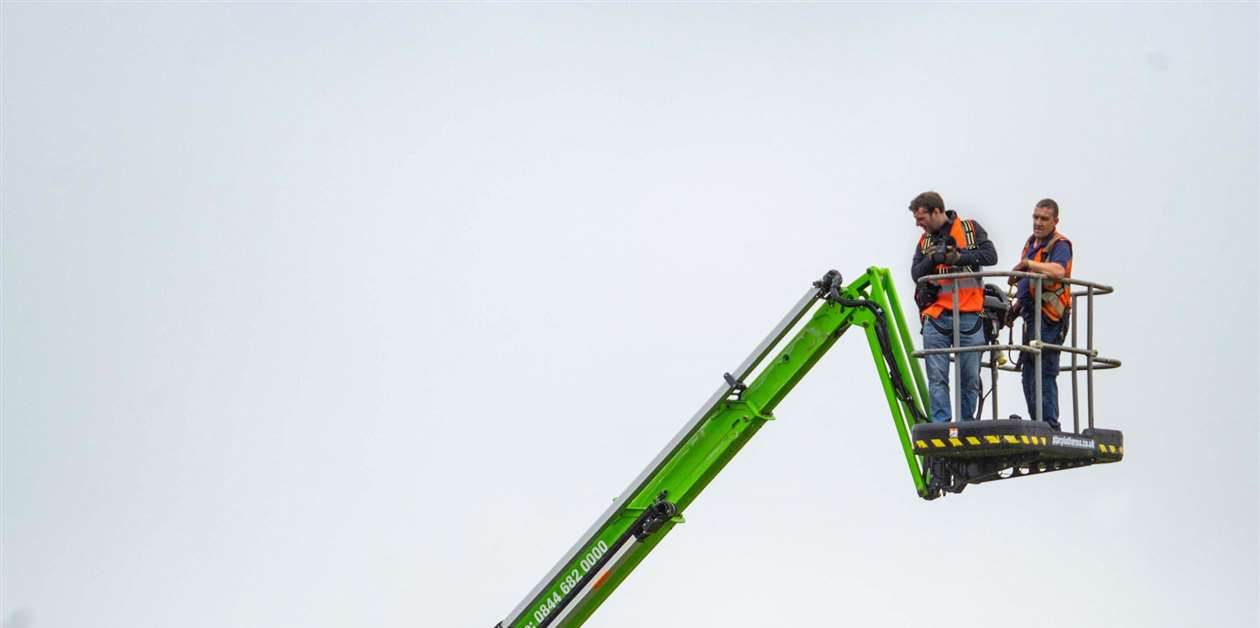 Star Platforms helps promote local football team - KHL Group