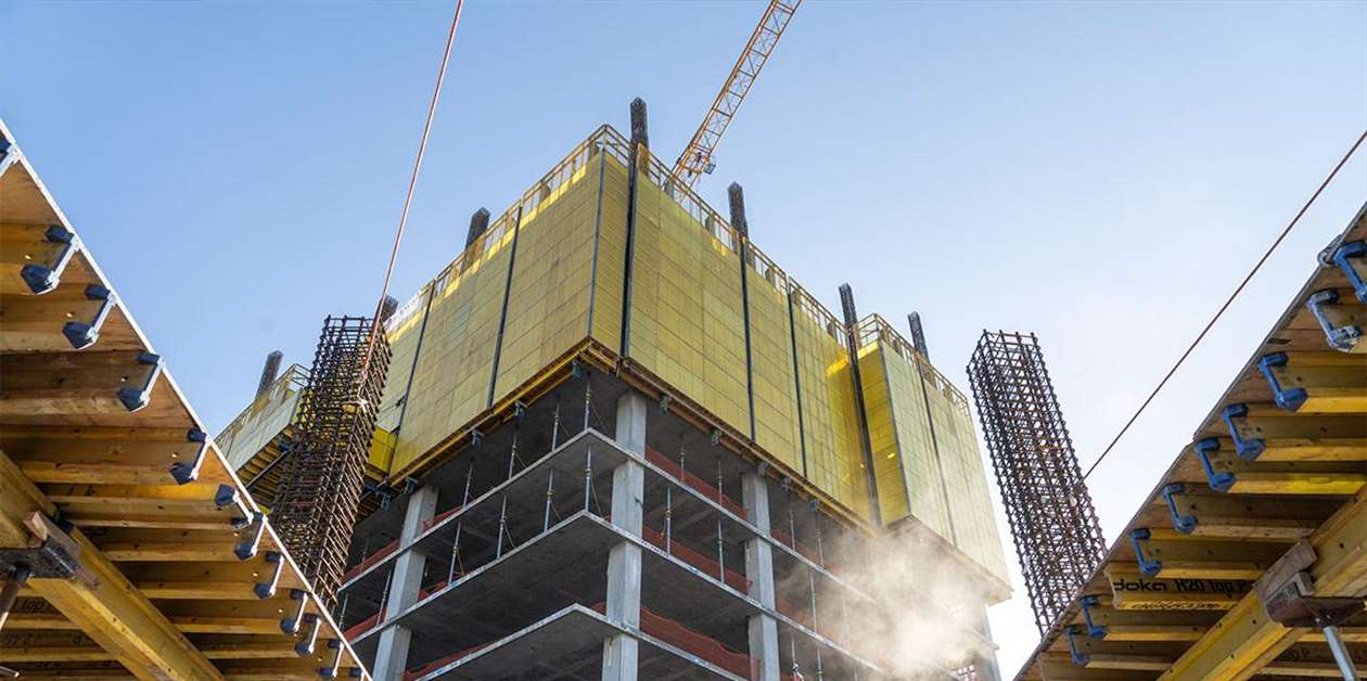 Case study: Inside the building of an LA skyscraper with Doka - KHL Group
