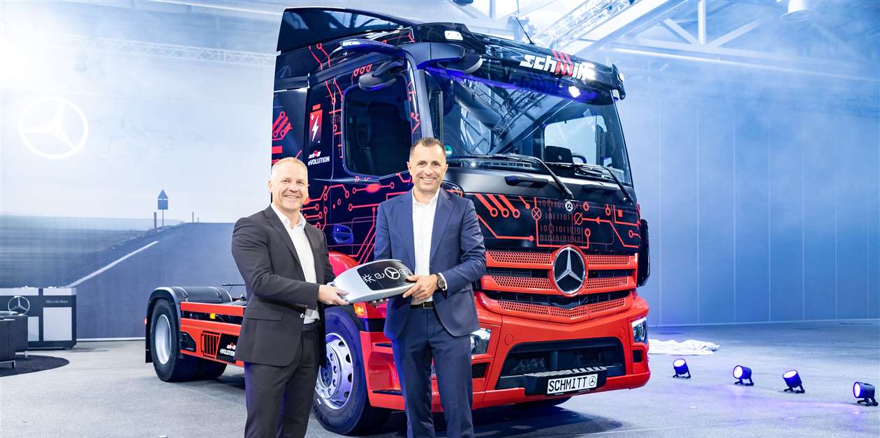 Daimler starts production on battery-electric medium-duty truck - KHL Group
