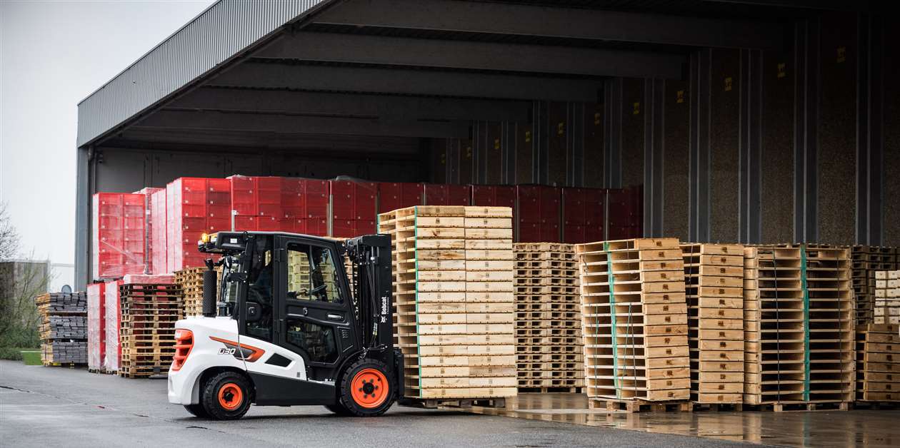 Bobcat makes material handling move - KHL Group