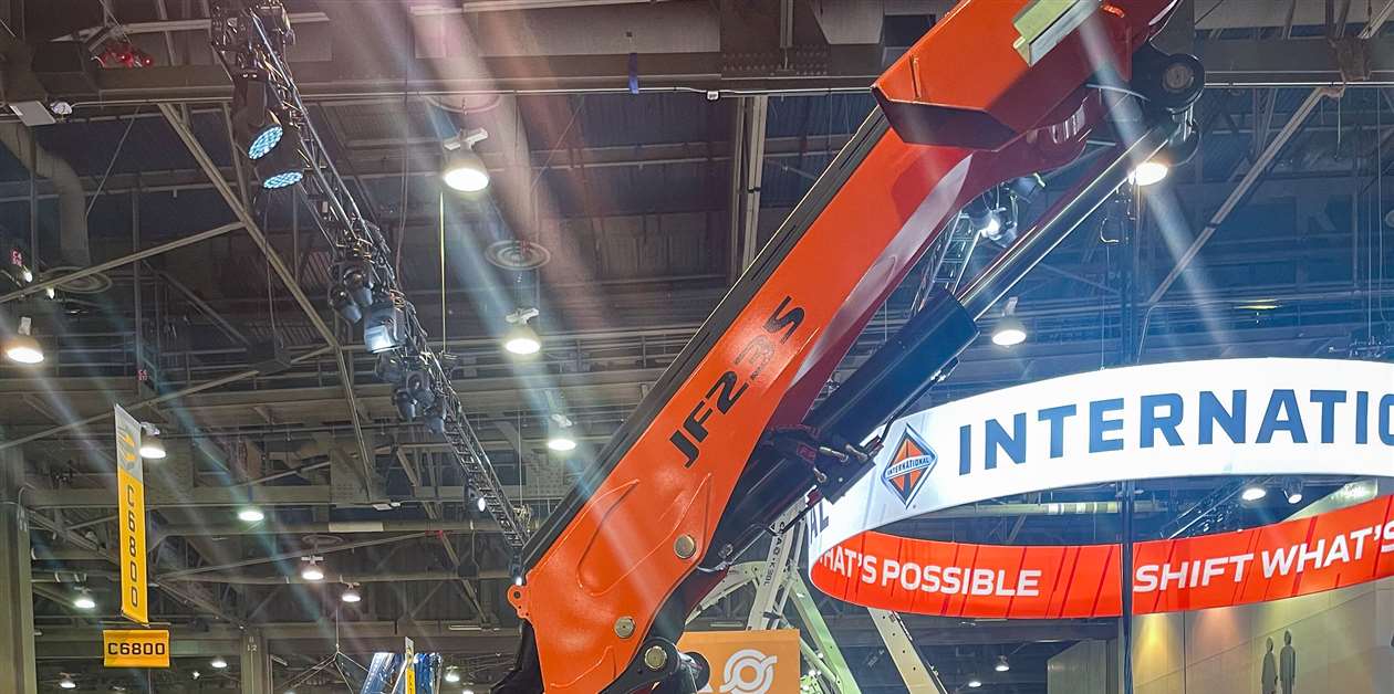 Empire Crane named Jekko dealer of the year - KHL Group