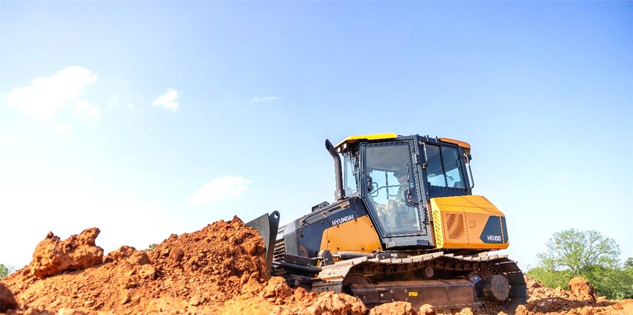 Hyundai introduces crawler dozer for North America - KHL Group