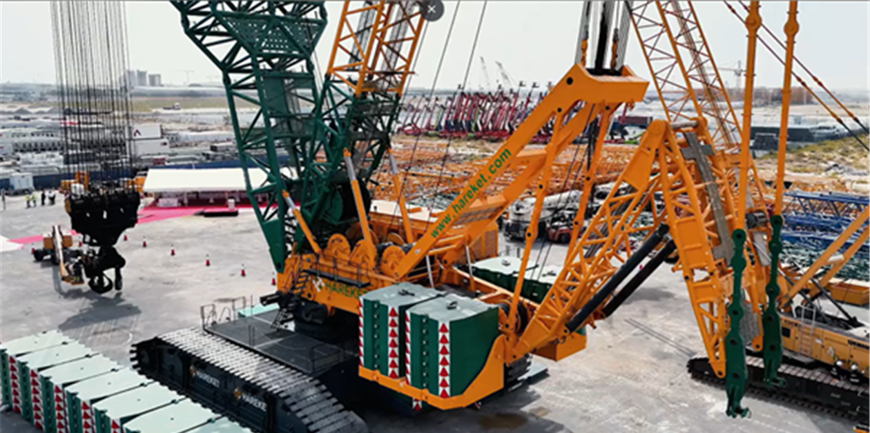 Hareket gets 2,200 tonne crawler crane - KHL Group