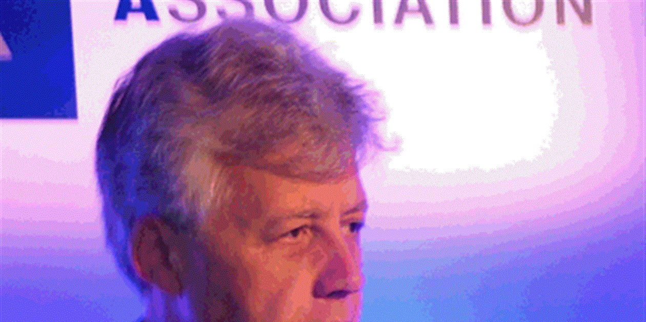 ERA president Déprez praises 'responsible' response to crisis - KHL Group