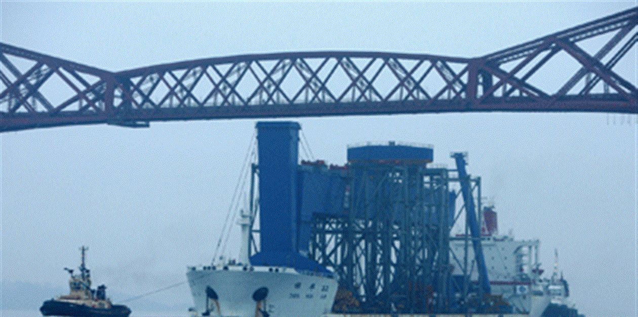 Scotland gets 1,000 tonne goliath crane - KHL Group