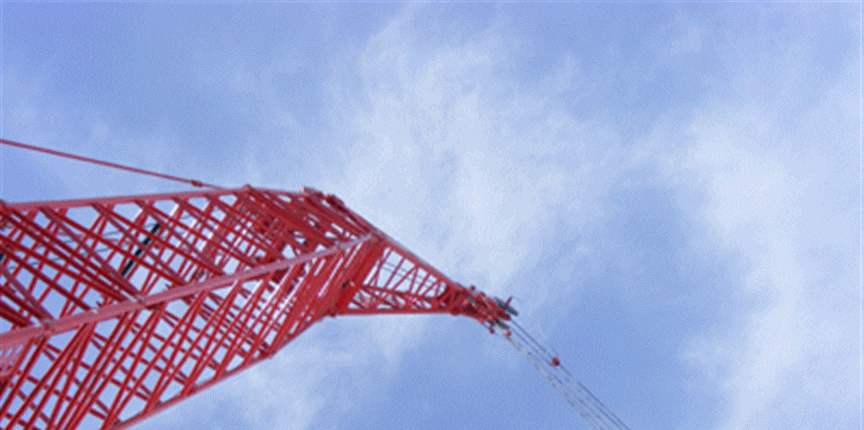 Boom raising system from Manitowoc - KHL Group