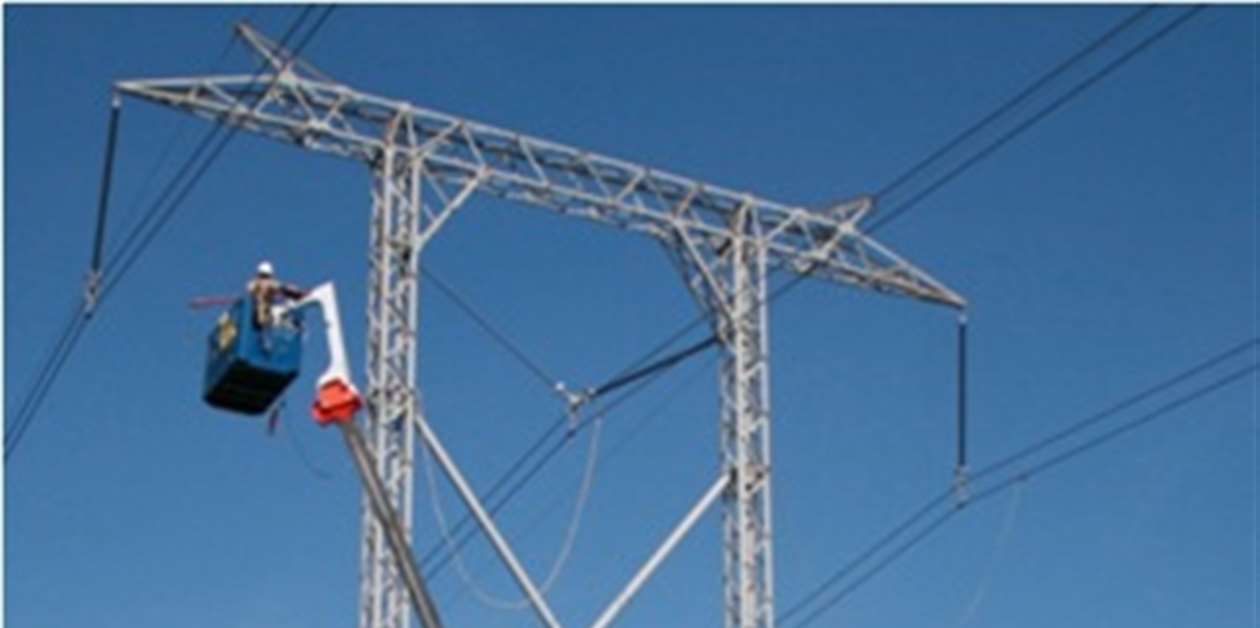 New man baskets for digger derricks - KHL Group