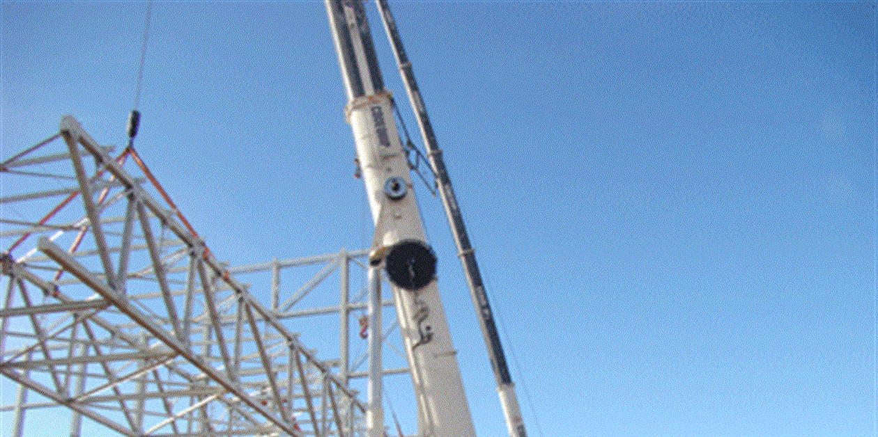 Grove works on glass factory - KHL Group