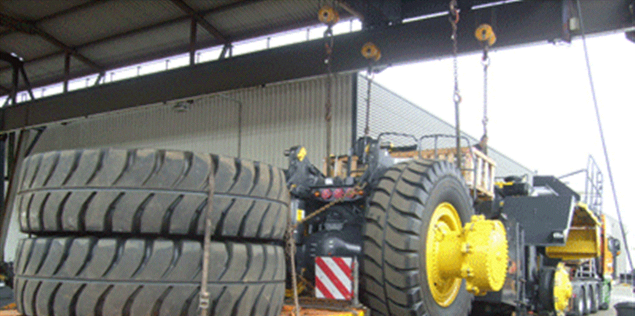 Van der Vlist delivers 80 tonne dump truck - KHL Group