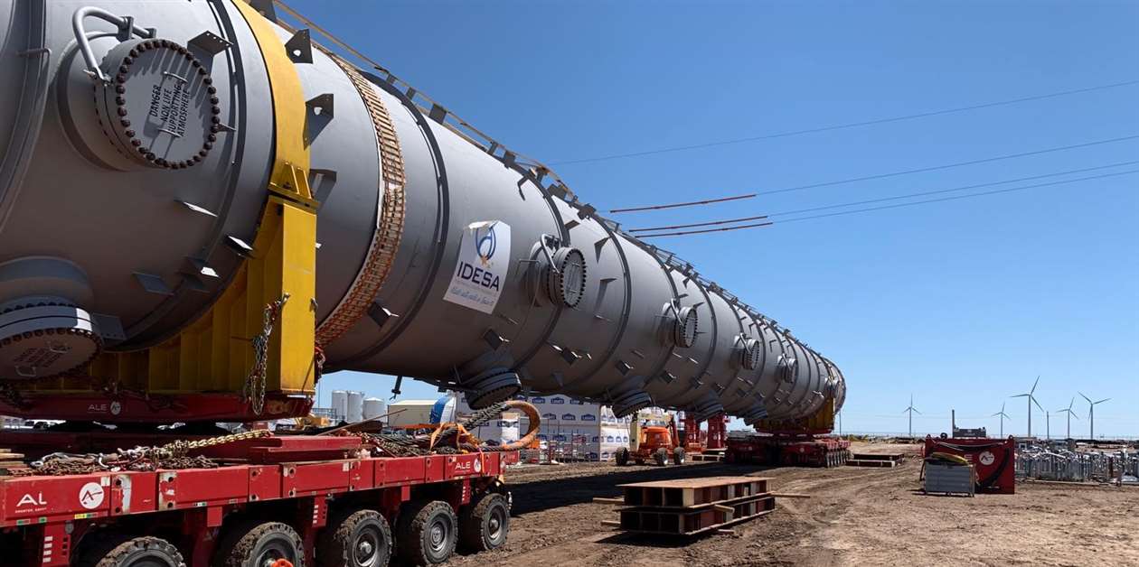 ALE installs refinery vessels - KHL Group