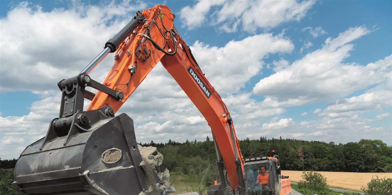 Earthmoving equipment: Intelligent machines - KHL Group