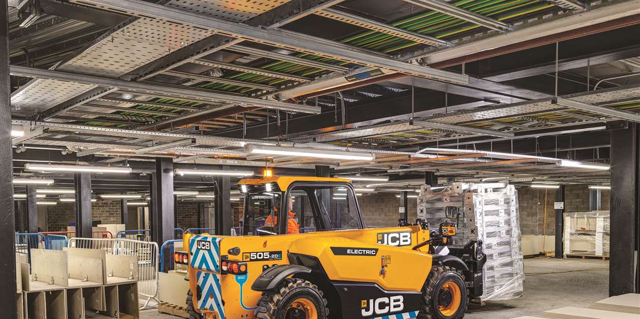 JCB debuts all-electric telehandler - KHL Group