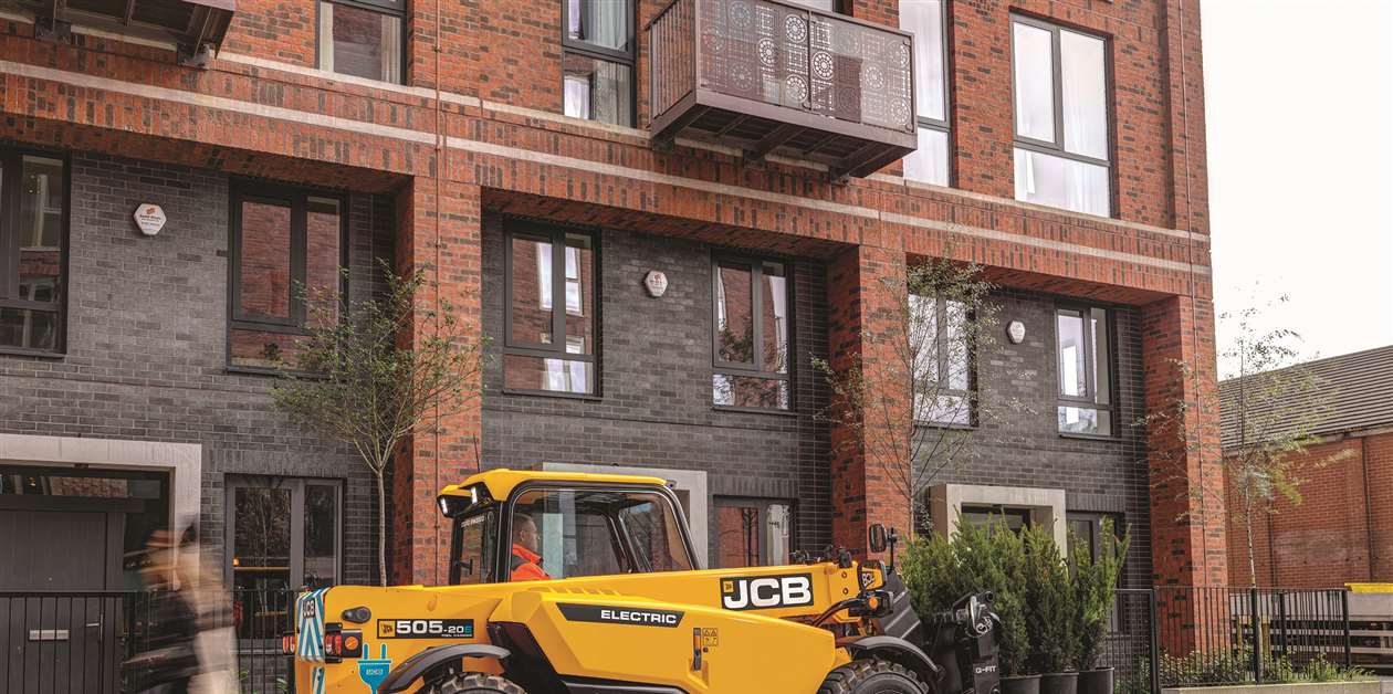 JCB debuts all-electric telehandler - KHL Group