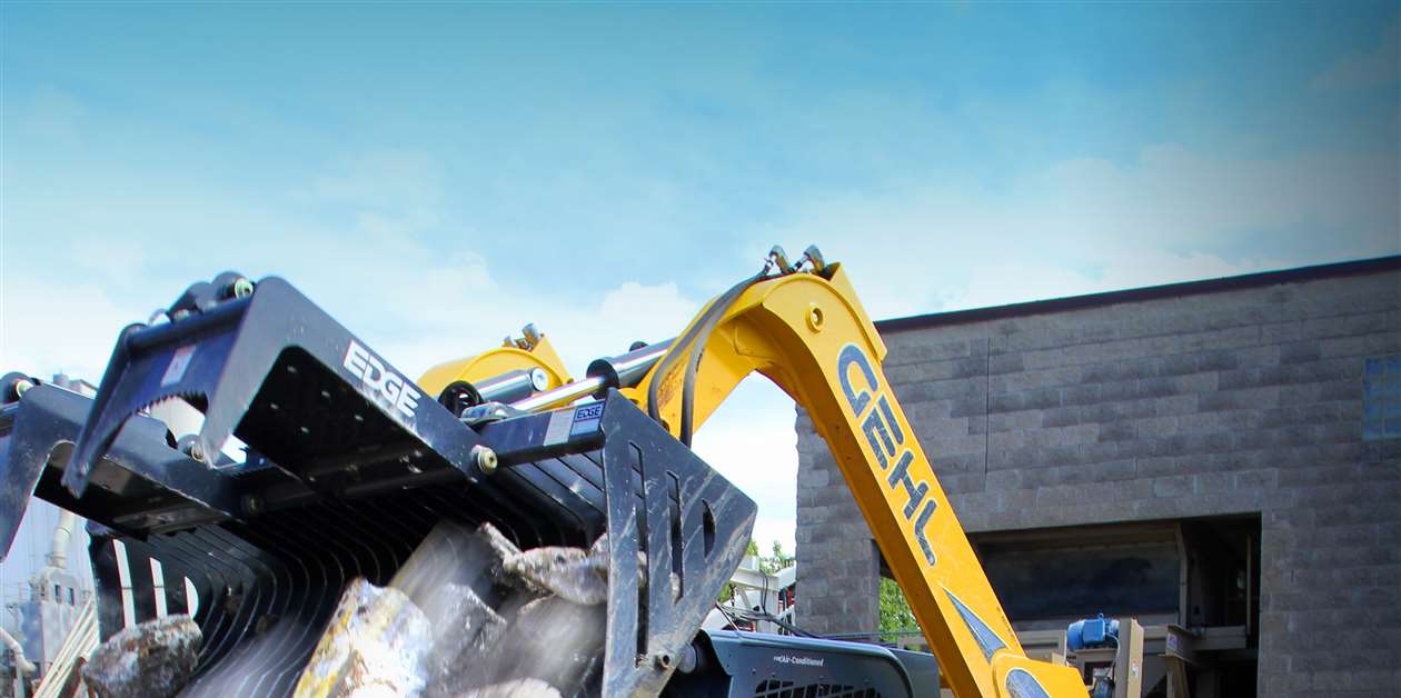 Update on Gehl, Mustang’s skid steer - KHL Group