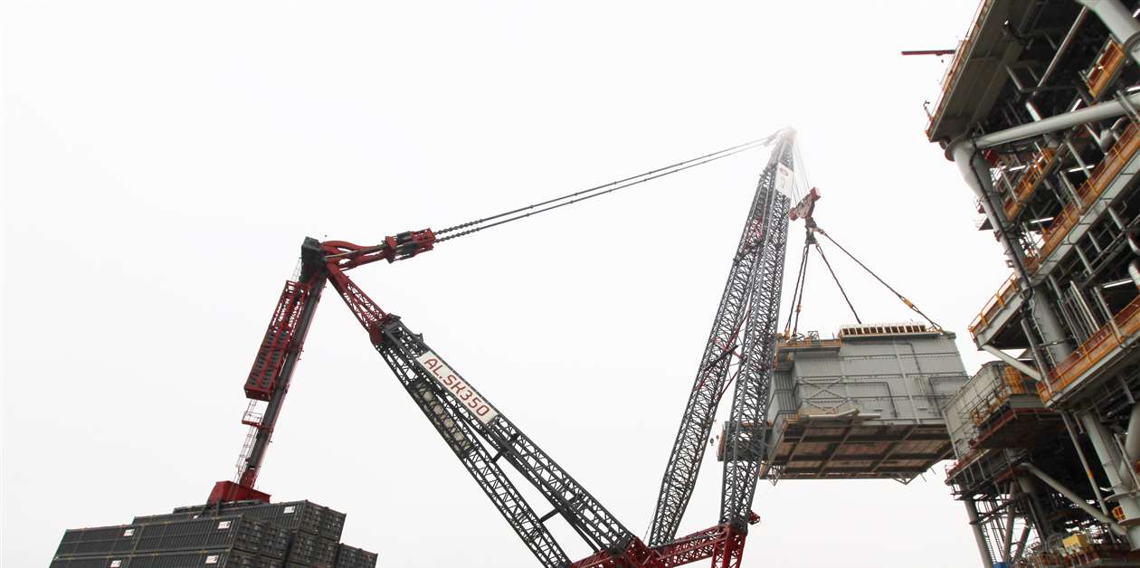 Heavy lift job completed - KHL Group