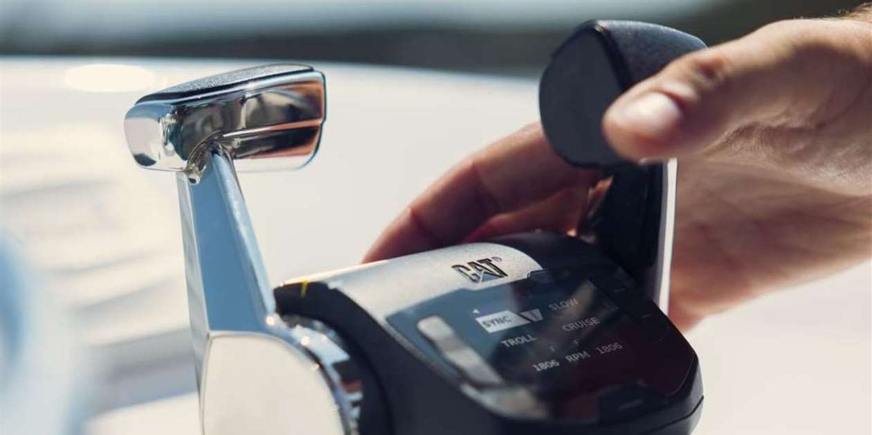 Caterpillar Marine offers propulsion control for yachts - KHL Group