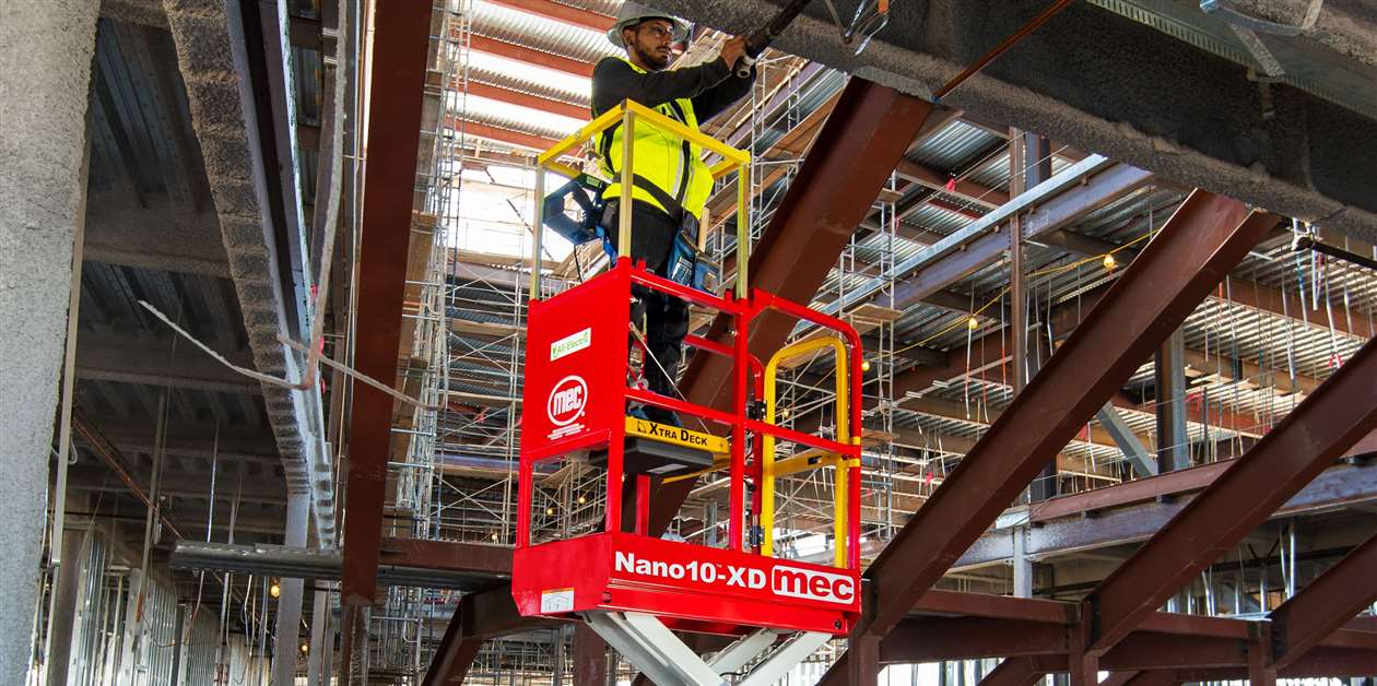 MEC launches all-electric scissor lift - KHL Group