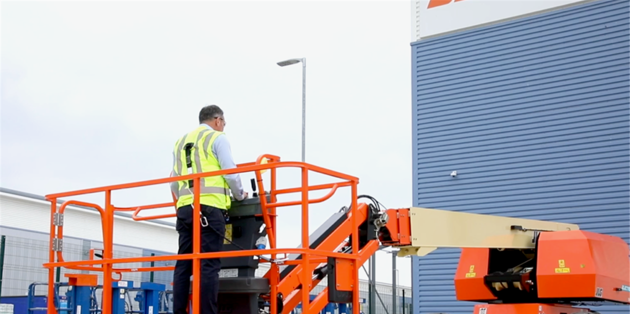 Boom lifts: Testing the limits - KHL Group