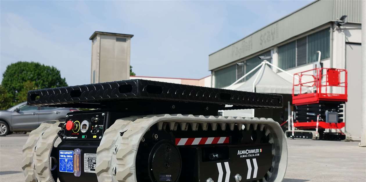 AlmaCrawler launches compact off-roader at APEX - KHL Group