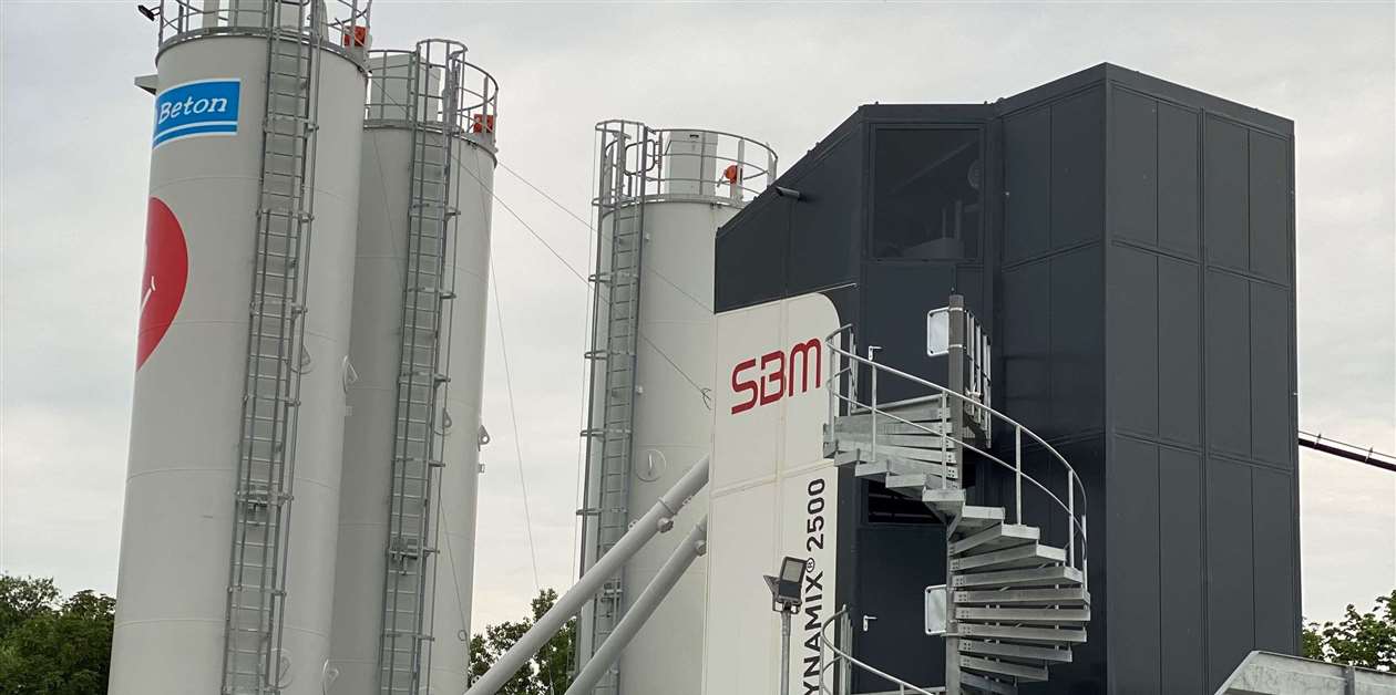 SBM shows latest ‘customer inspired’ operational concrete plant - KHL Group