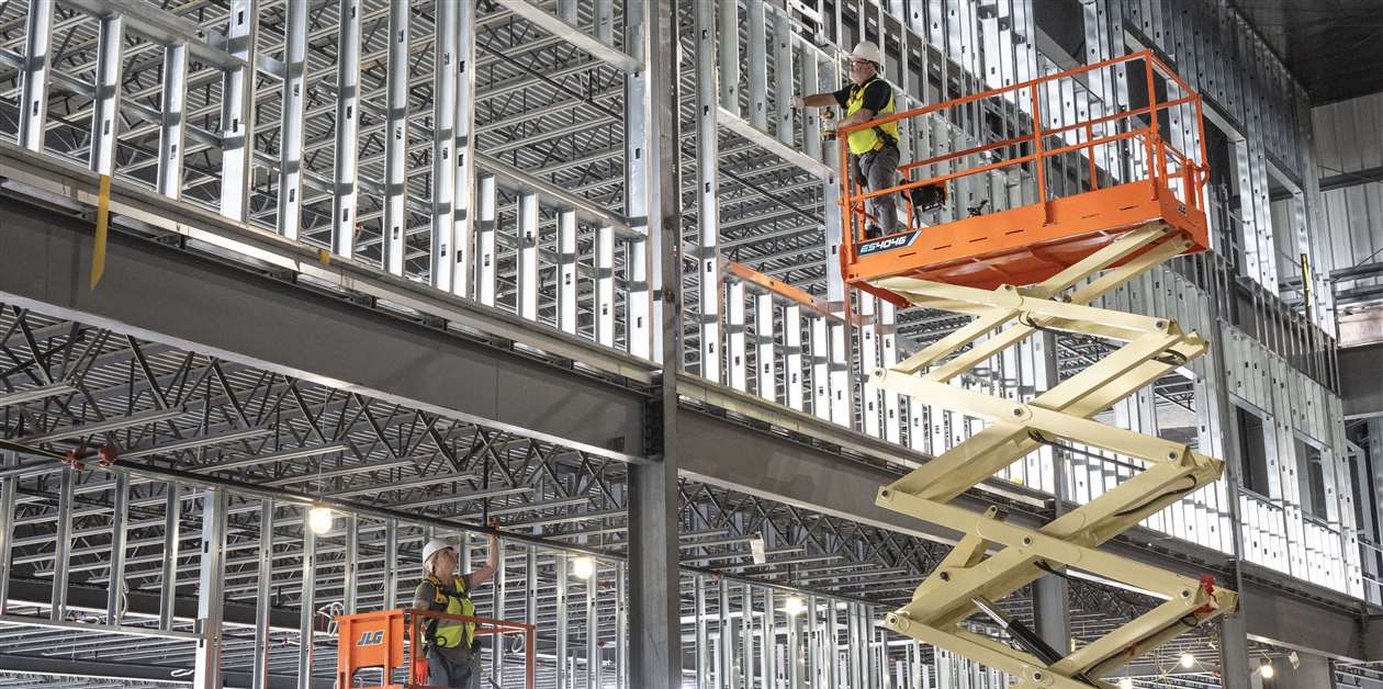 JLG introduces new features to electric lines - KHL Group