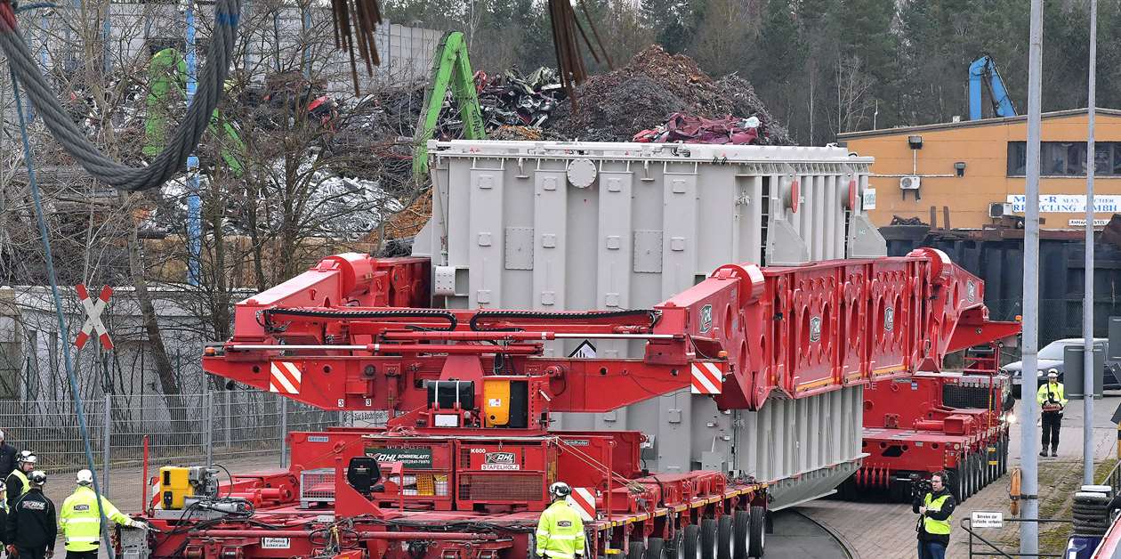 Kahl in 875 tonne transport record - KHL Group