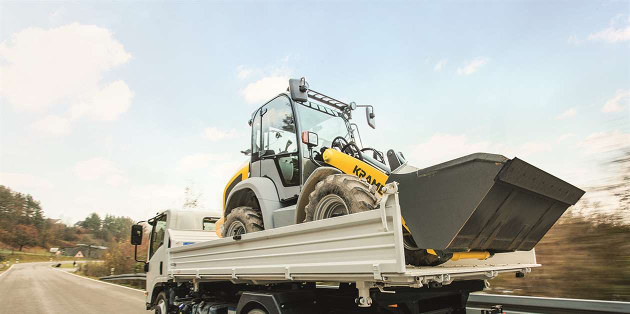 Compact loaders: Tipping point - KHL Group