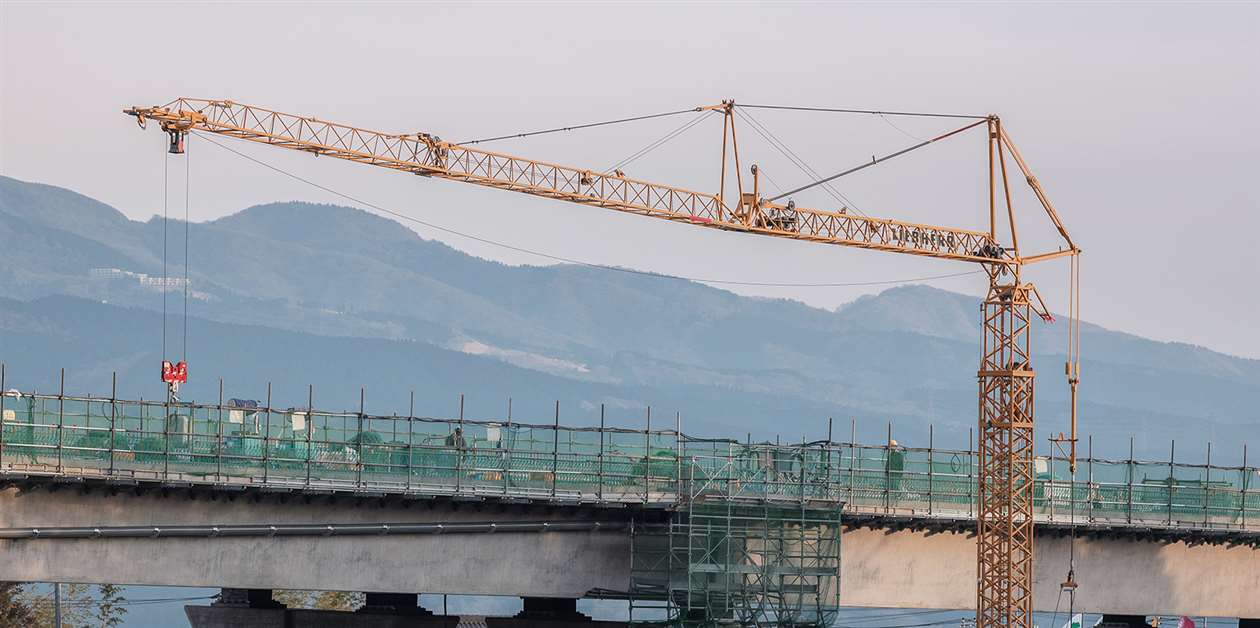 Earthquake-proof cranes - KHL Group