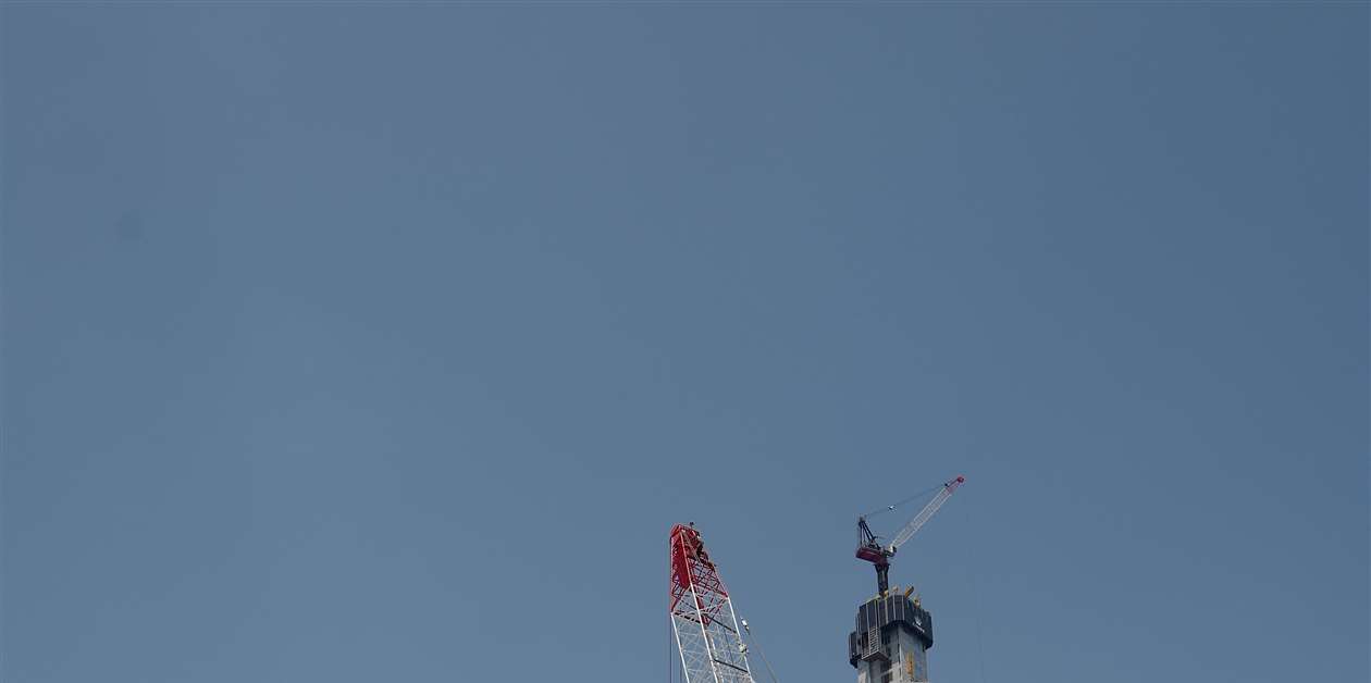Marr completes record tower crane lift - KHL Group