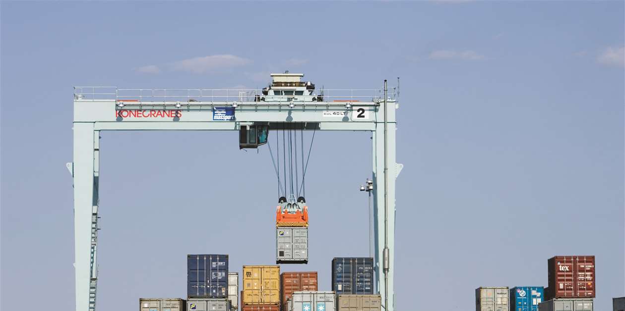 Dockside lifting: extended upgrade - KHL Group