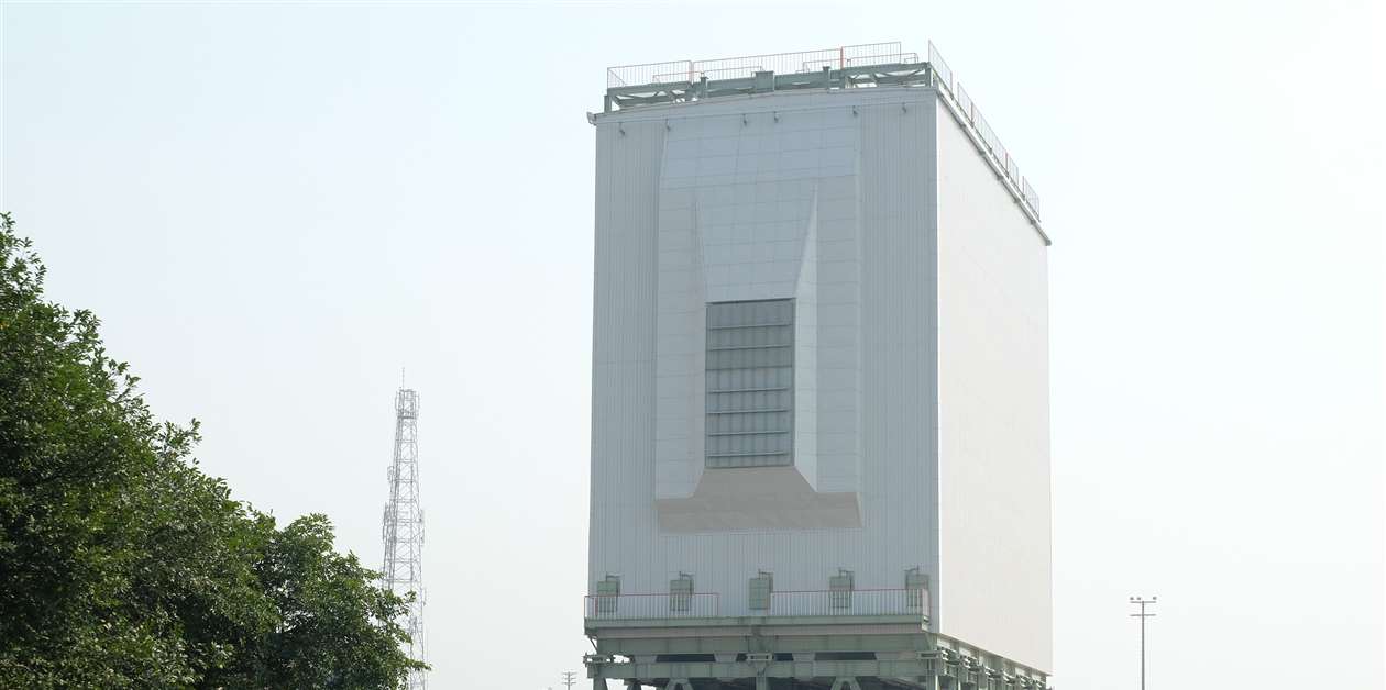 Waste gas scrubber move - KHL Group