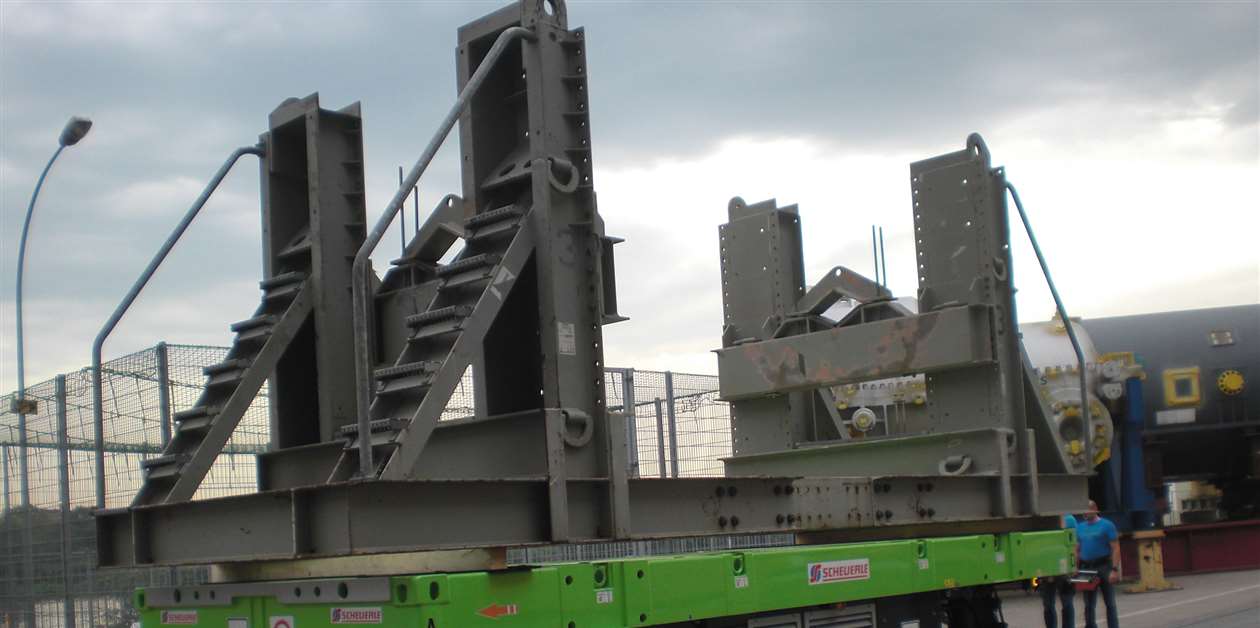 Electric SPMT from Scheuerle - KHL Group