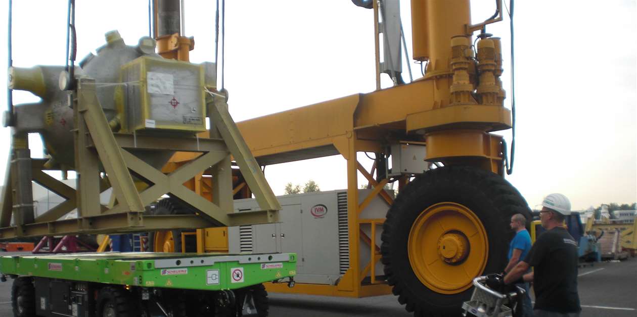 Electric SPMT from Scheuerle - KHL Group