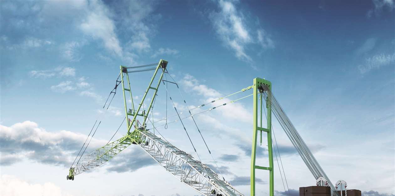 Crawler cranes: Model displays - KHL Group