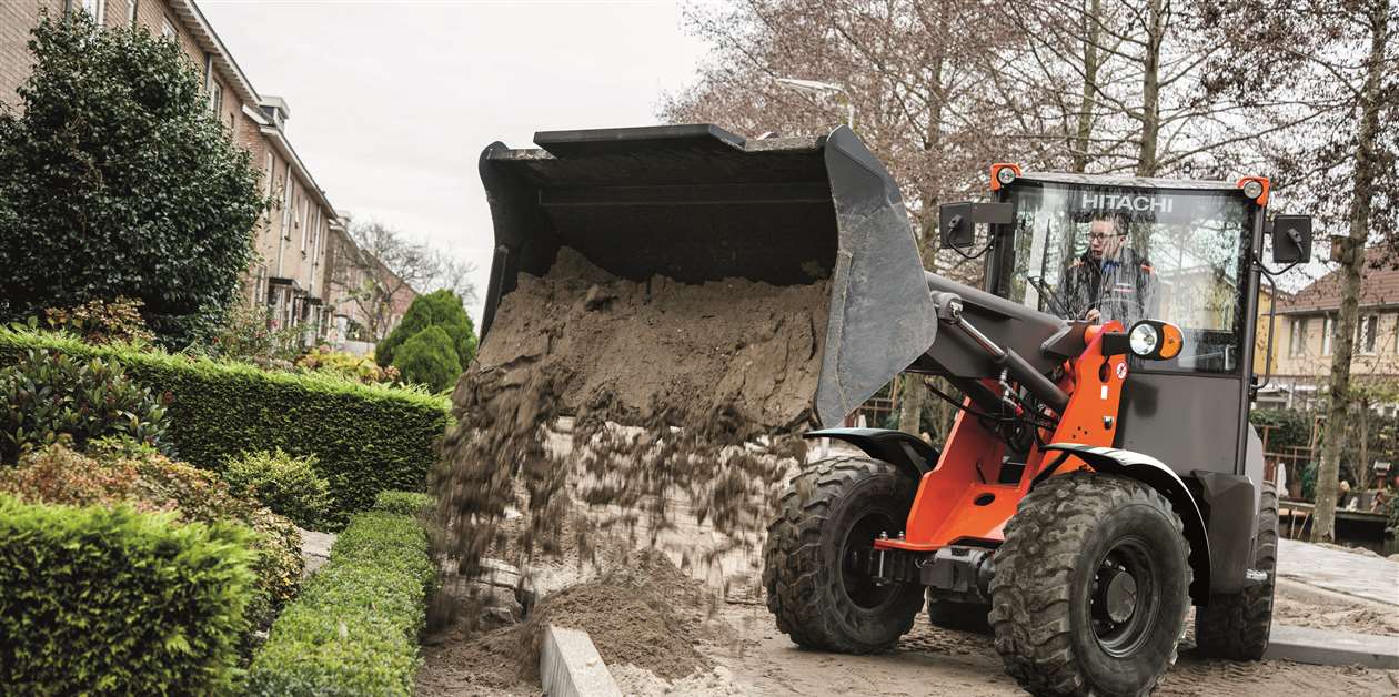 Compact loaders: Tipping point - KHL Group