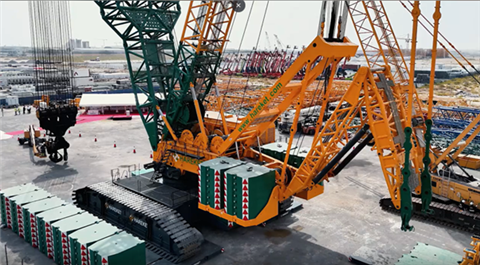 Hareket gets 2,200 tonne crawler crane - KHL Group