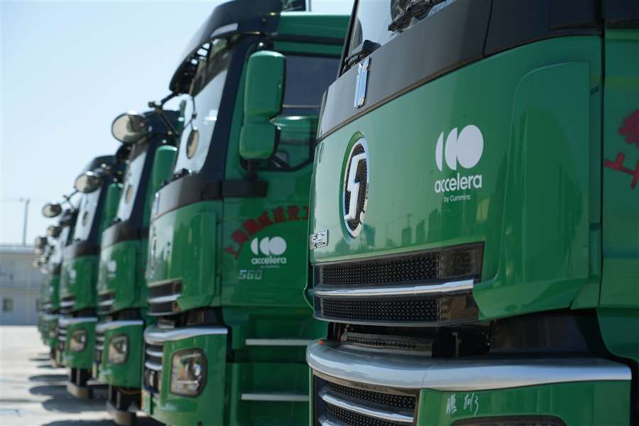 Sixty dump trucks delivered with Accelera tech - KHL Group