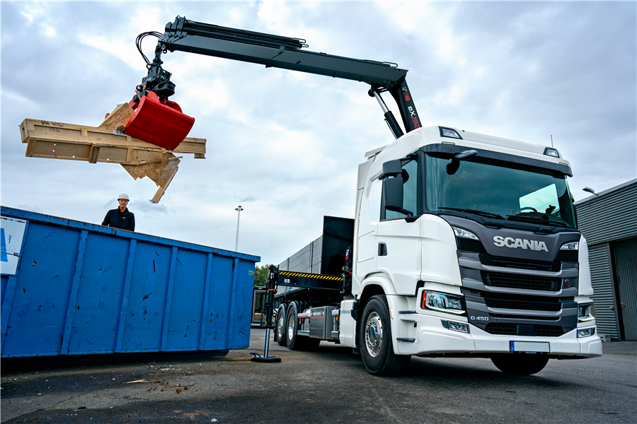 Hiab launches four new loader cranes - KHL Group