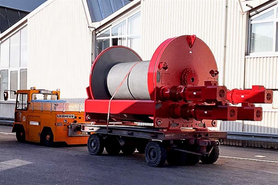 Mammoet teams up with Liebherr for SK6000’s advanced winch system - KHL ...